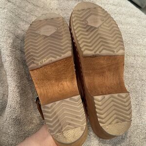 MIA | Shoes | Mia Alma Clogs In Color Luggage Sz 38 Us 75 New No Box ...